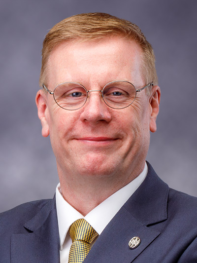 Board of Management - Management Structure - The Hong Kong Jockey Club